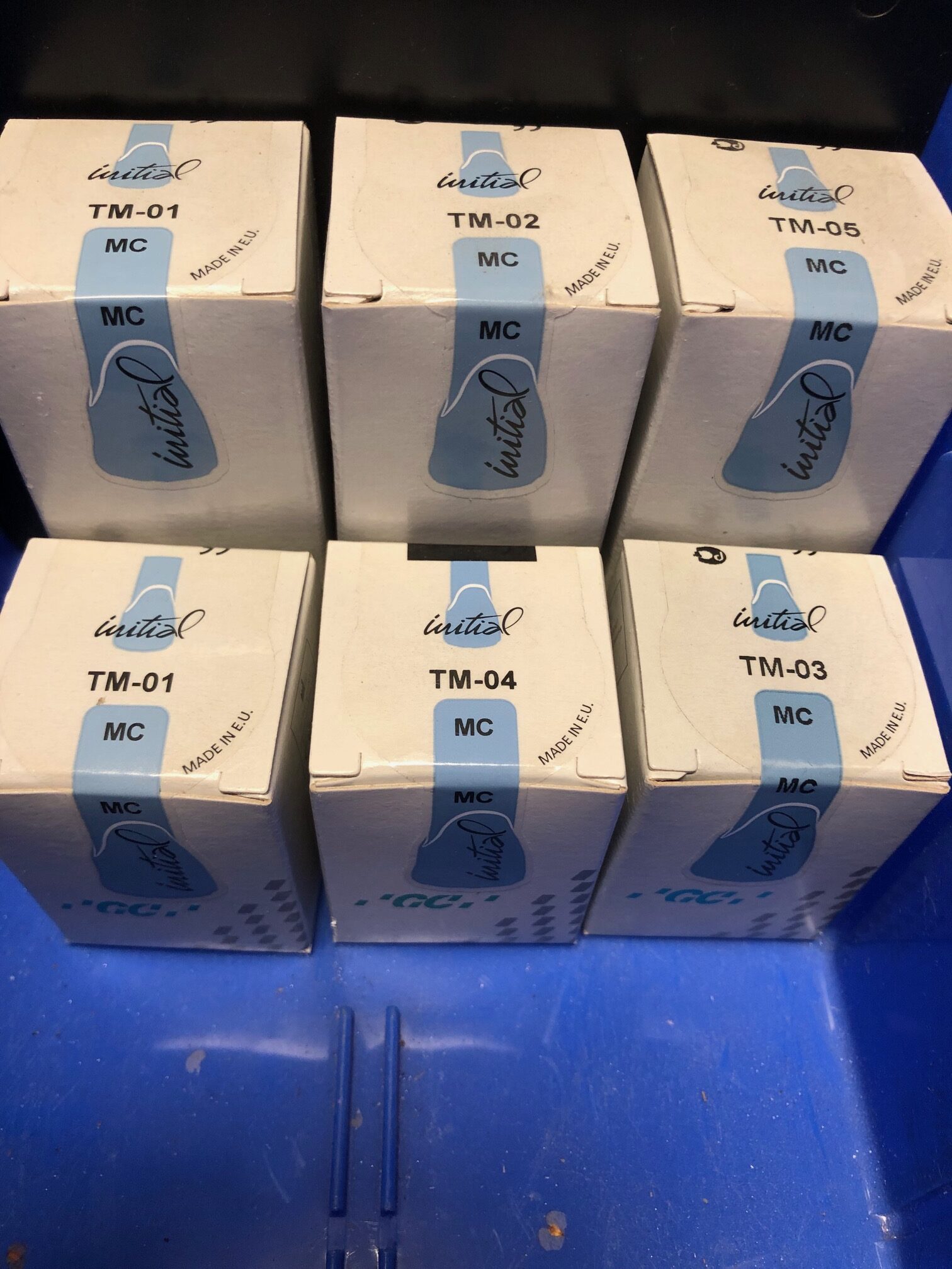 GC Initial MC – Translucent/Modifier 6 x Pots (Job Lot) | Metrodent